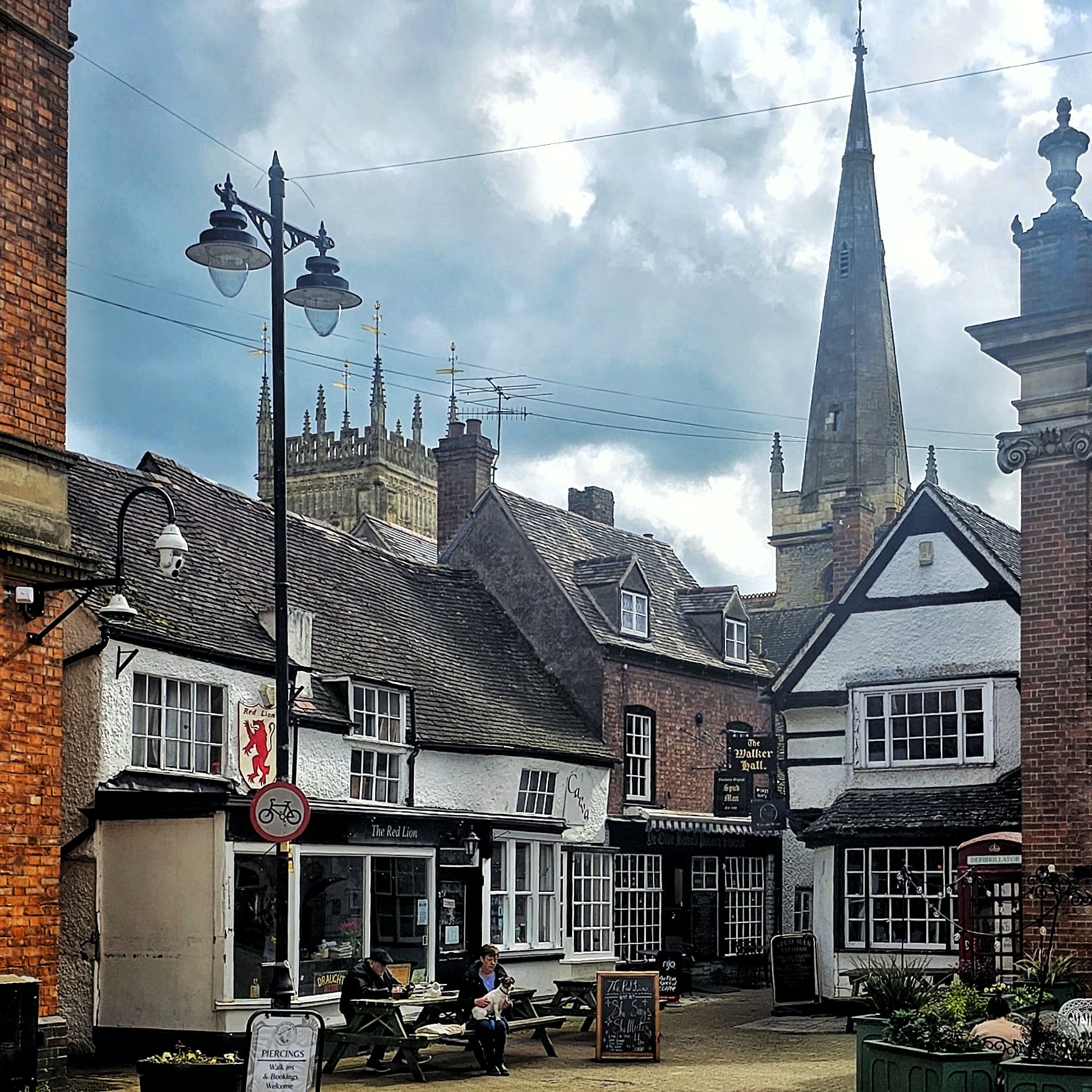 The Red Lion, Evesham | Real ale & cider, and live music, in the heart ...